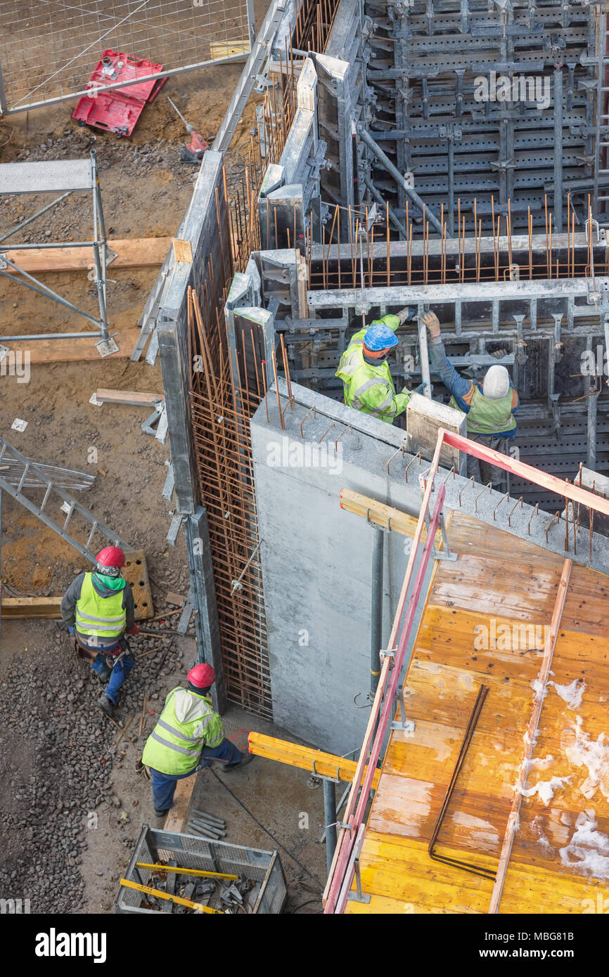 Construction worker site building site hi-res stock photography and ...