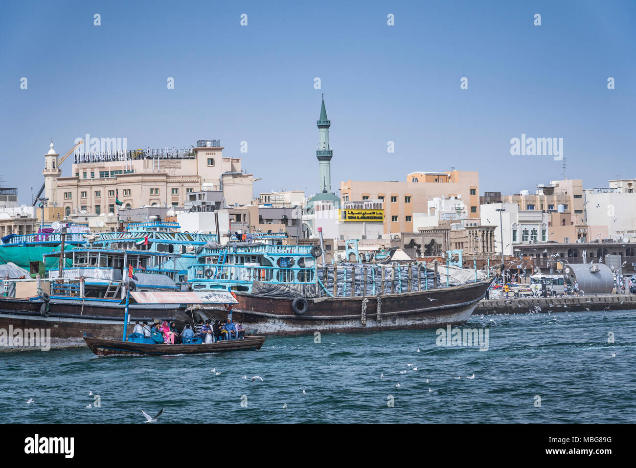 Abra transport traffic along Dubai Creek in Dubai, UAE, Middle East ...