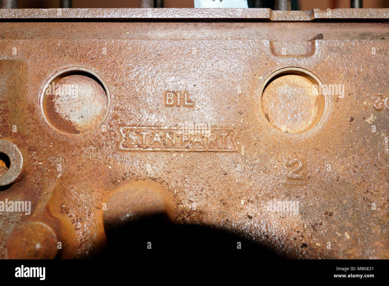 4 cylinder engine block hi-res stock photography and images - Alamy