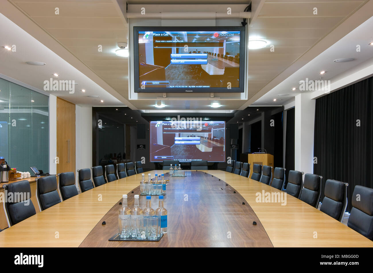 Av room hi-res stock photography and images - Alamy