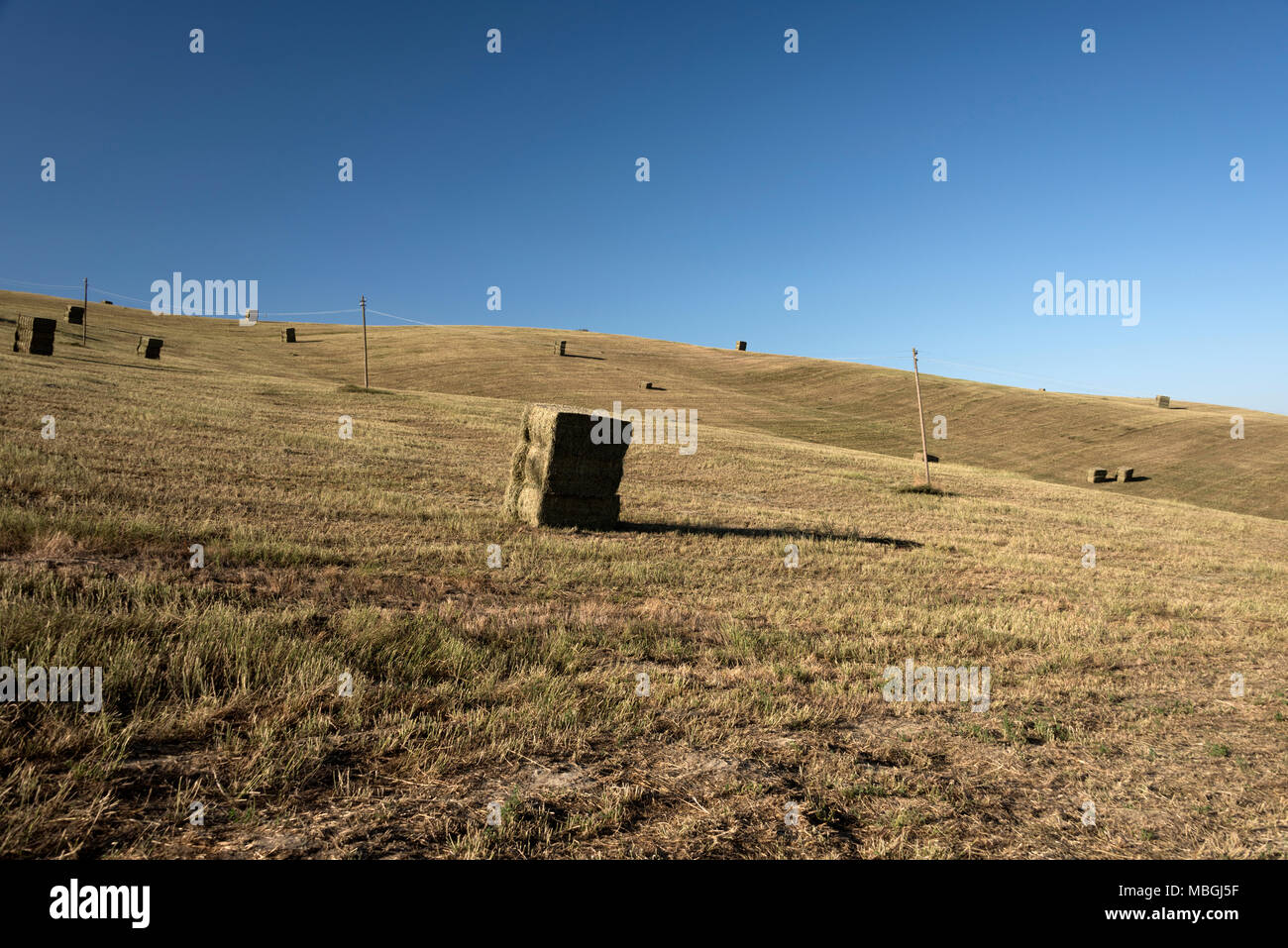 Hay piles hi-res stock photography and images - Alamy