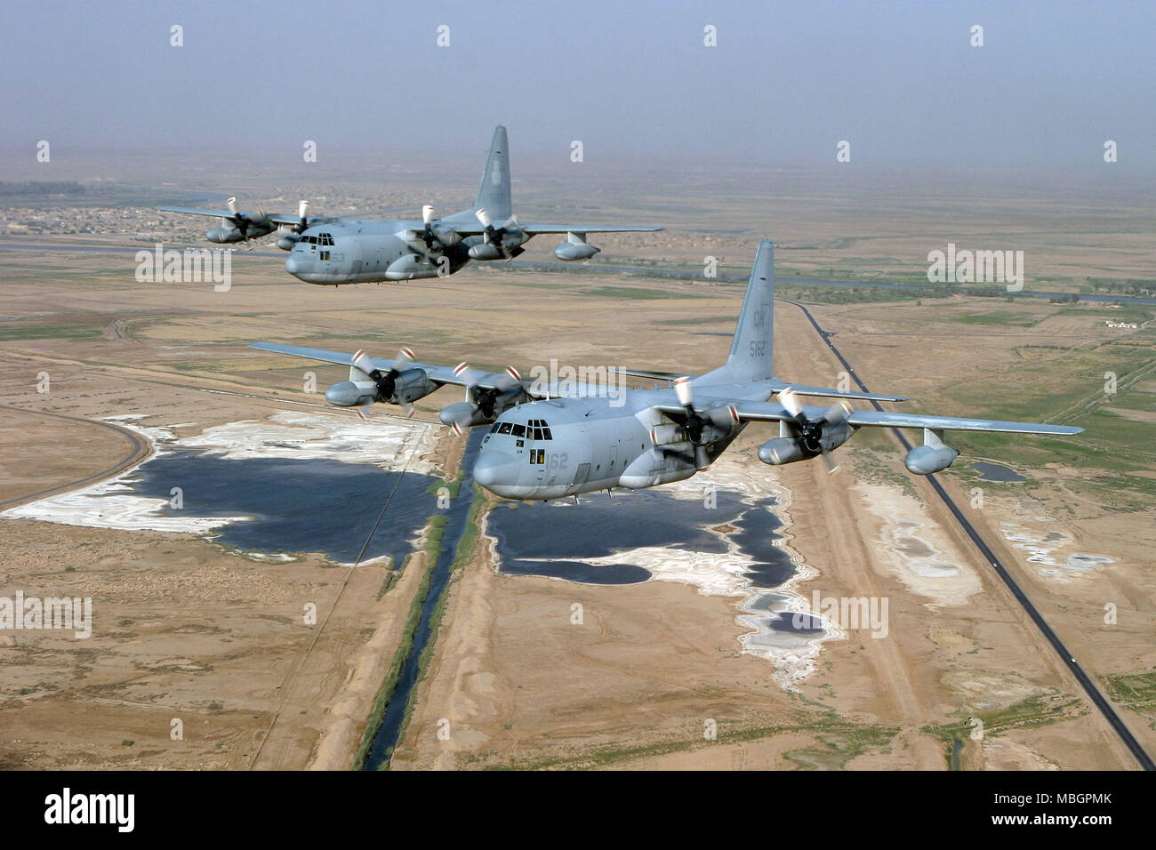 Usmc airplanes hi-res stock photography and images - Alamy