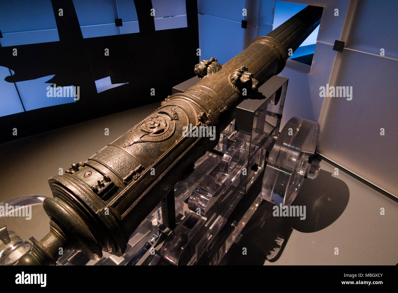 Tudor cannon / ship's gun found in the wreck of The Mary Rose; warship ...