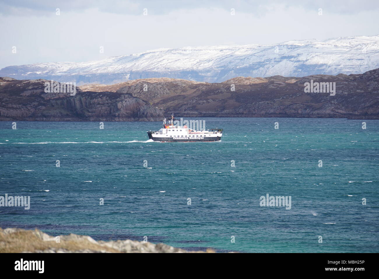 Calmac mv iona hi-res stock photography and images - Alamy