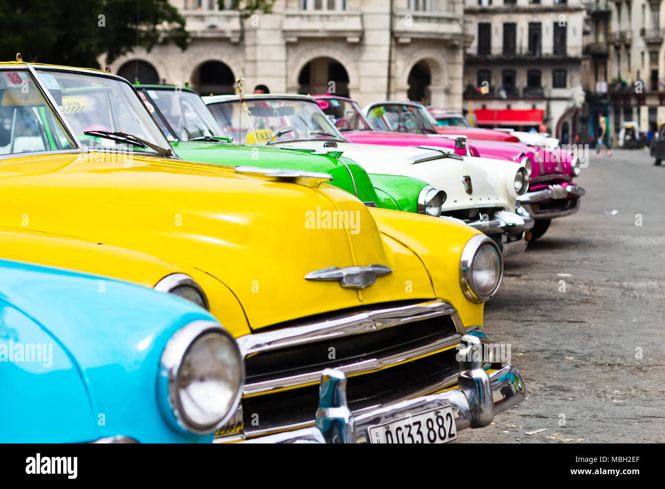 Blus car hi-res stock photography and images - Alamy