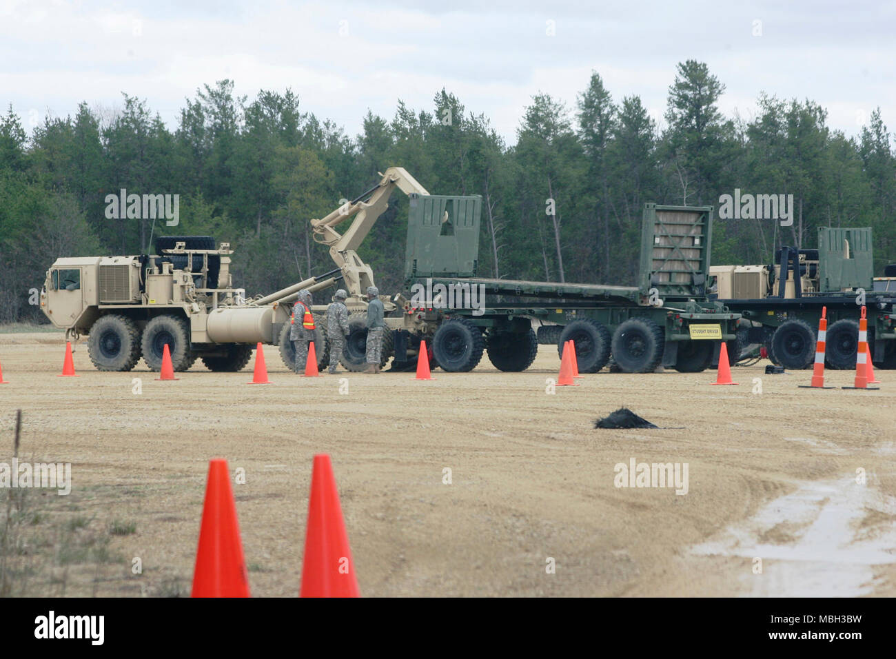 Soldiers from the U.S. Army’s motor transport operator Military ...