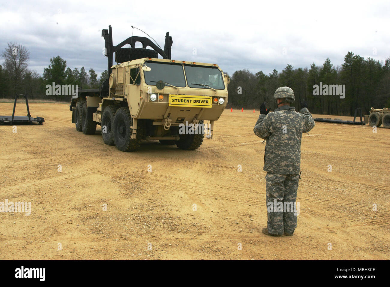 Soldiers from the U.S. Army’s motor transport operator Military ...