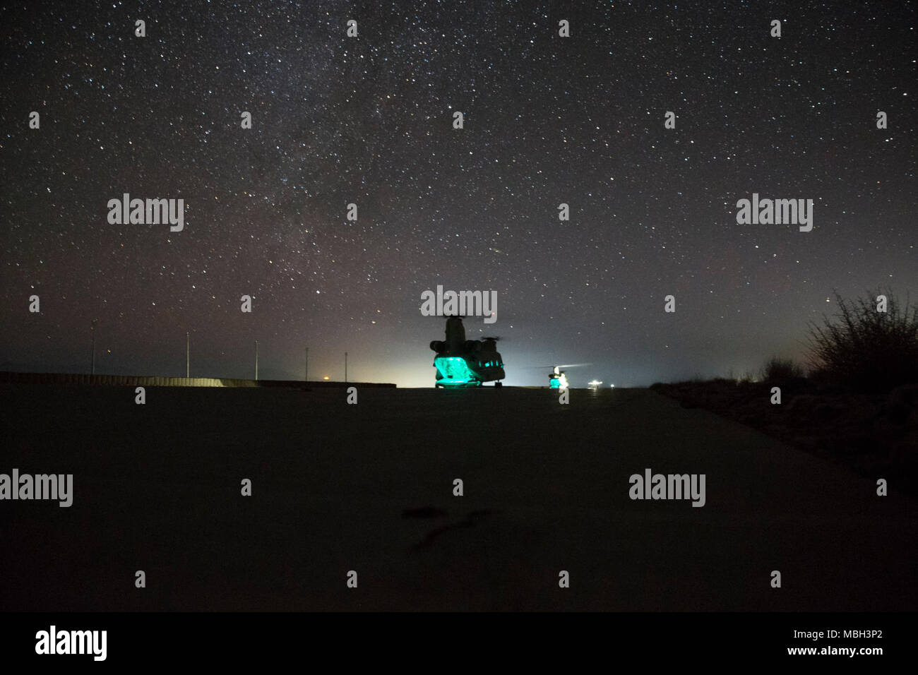 Ch 47 chinook special forces hi-res stock photography and images - Alamy