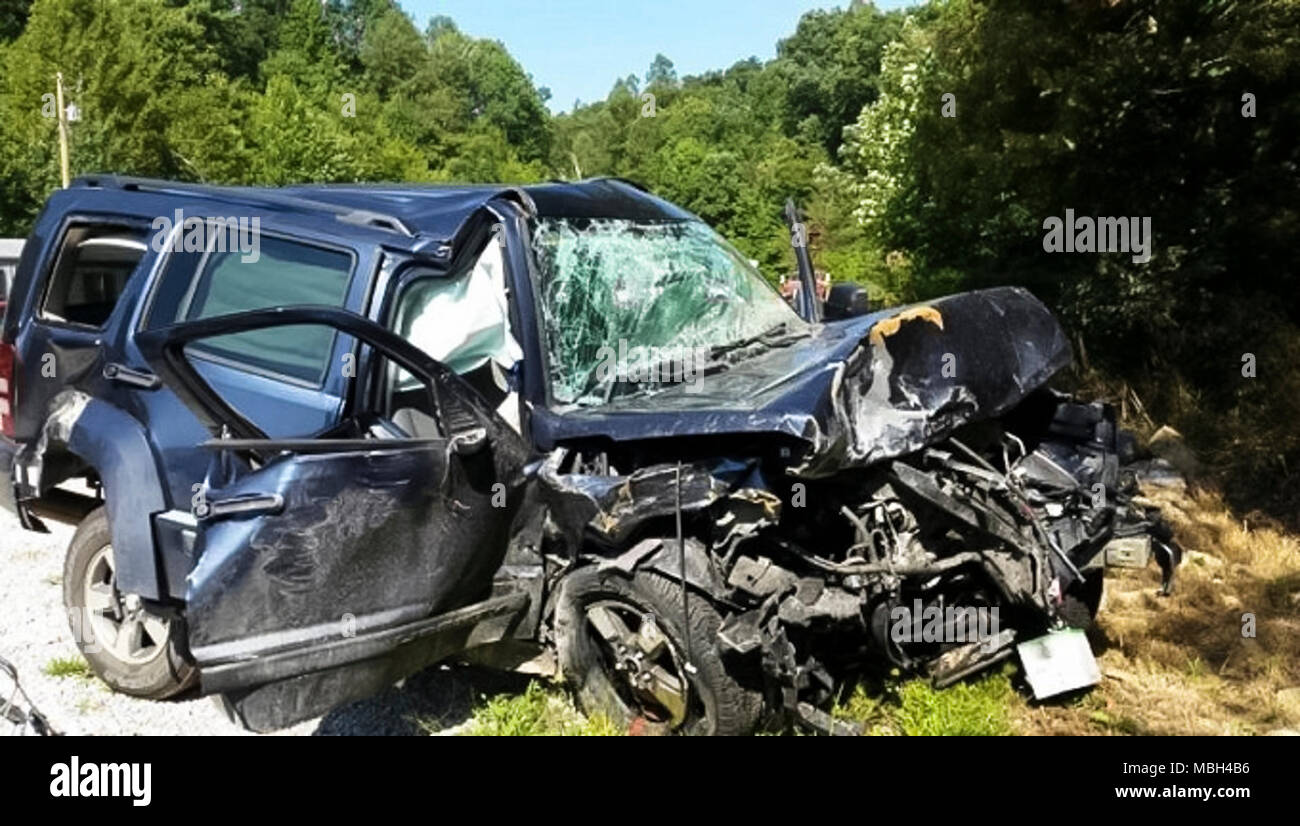 Car crash wreck Stock Photo - Alamy