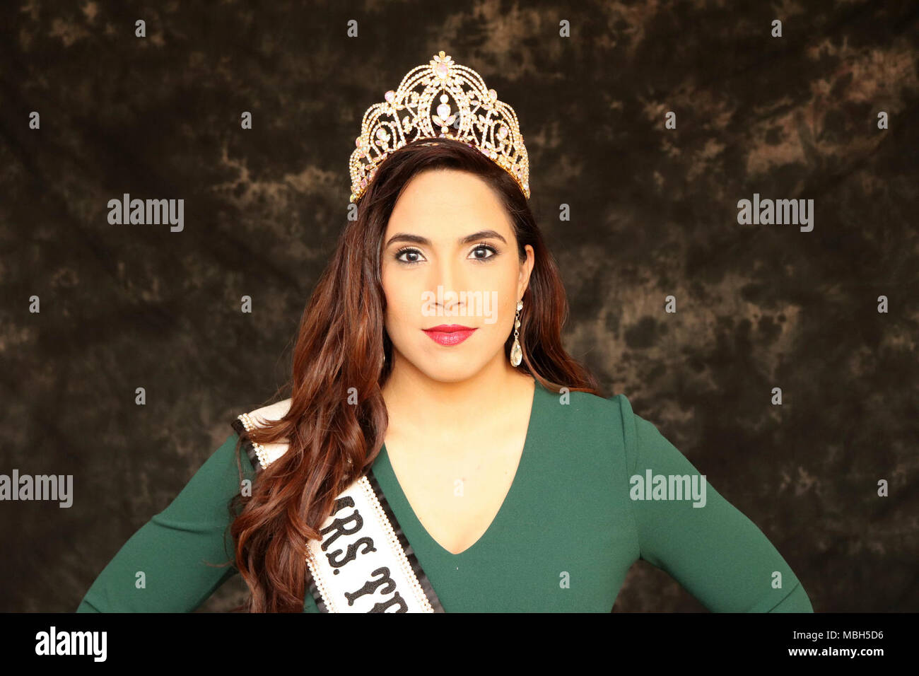 Texas Army National Guard soldier and Mrs. Texas Galaxy, Staff Sergeant ...