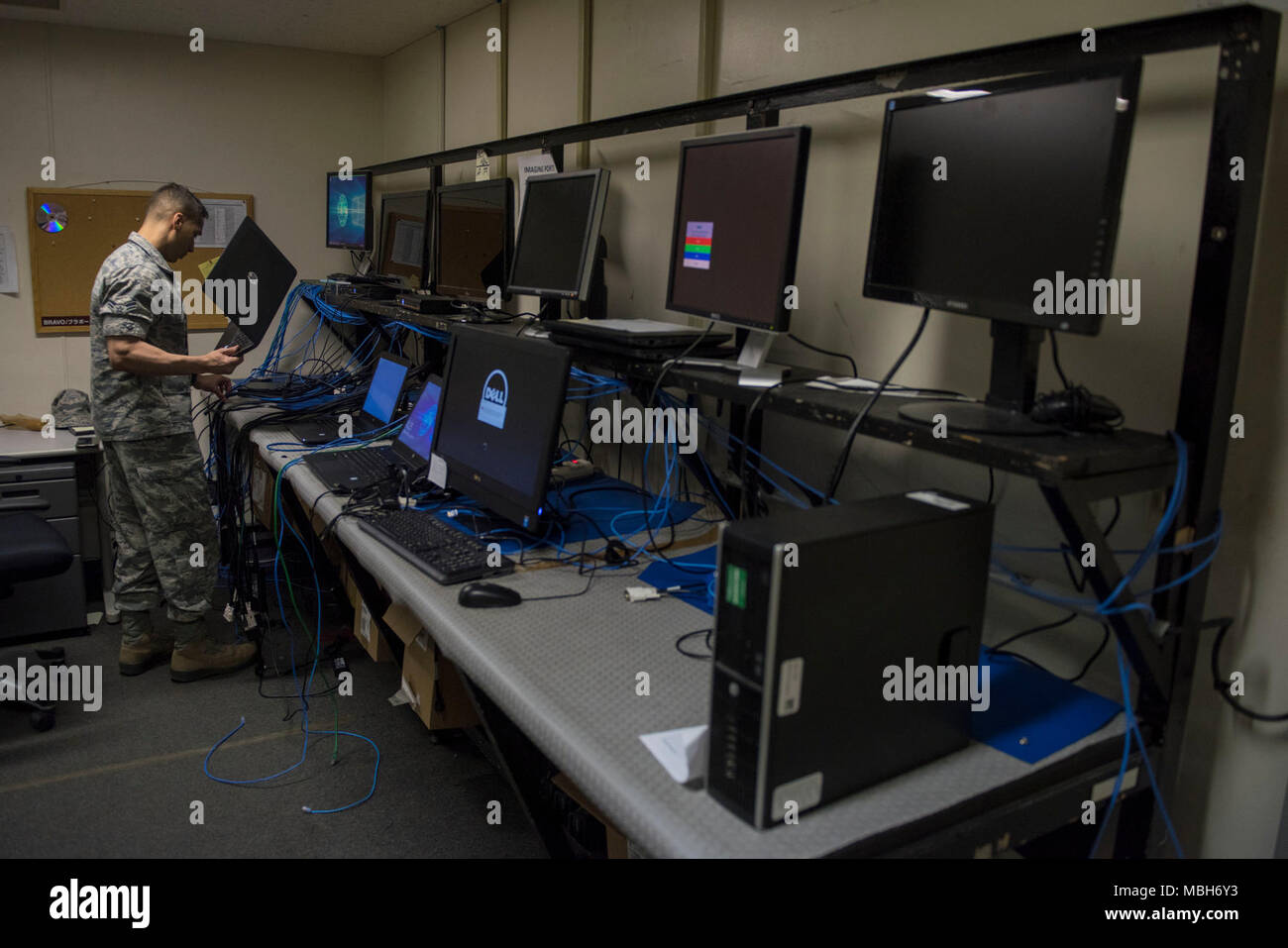 Client systems technician hi-res stock photography and images - Alamy