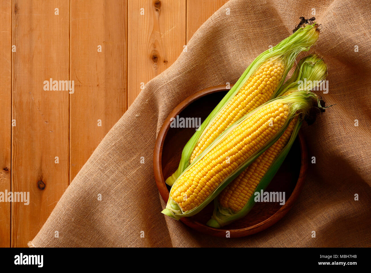 Three fresh sweet corn hi-res stock photography and images - Alamy