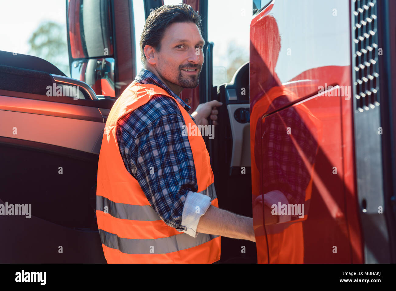 Long lorry hi-res stock photography and images - Alamy