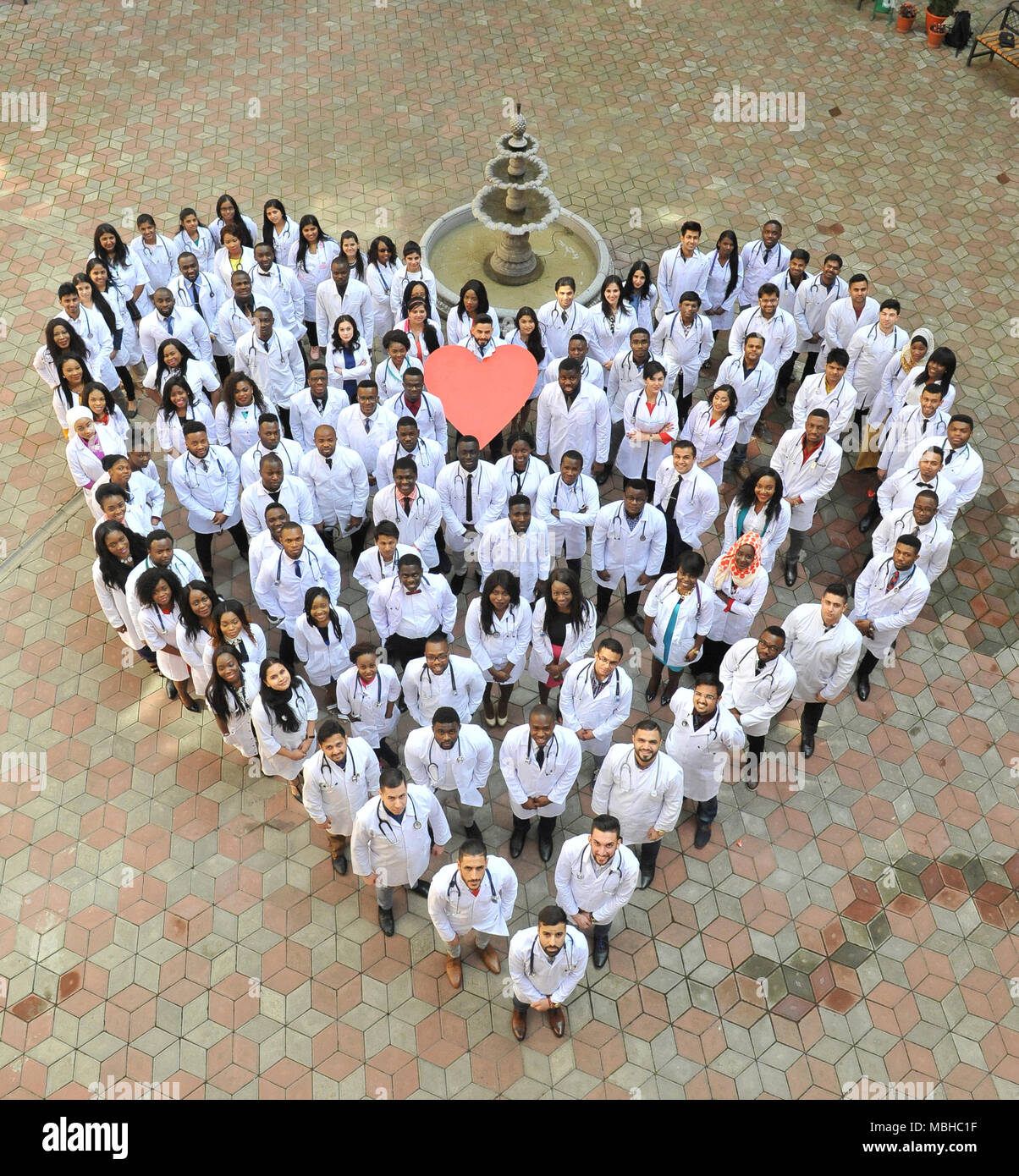 Papercraft heart hi-res stock photography and images - Alamy