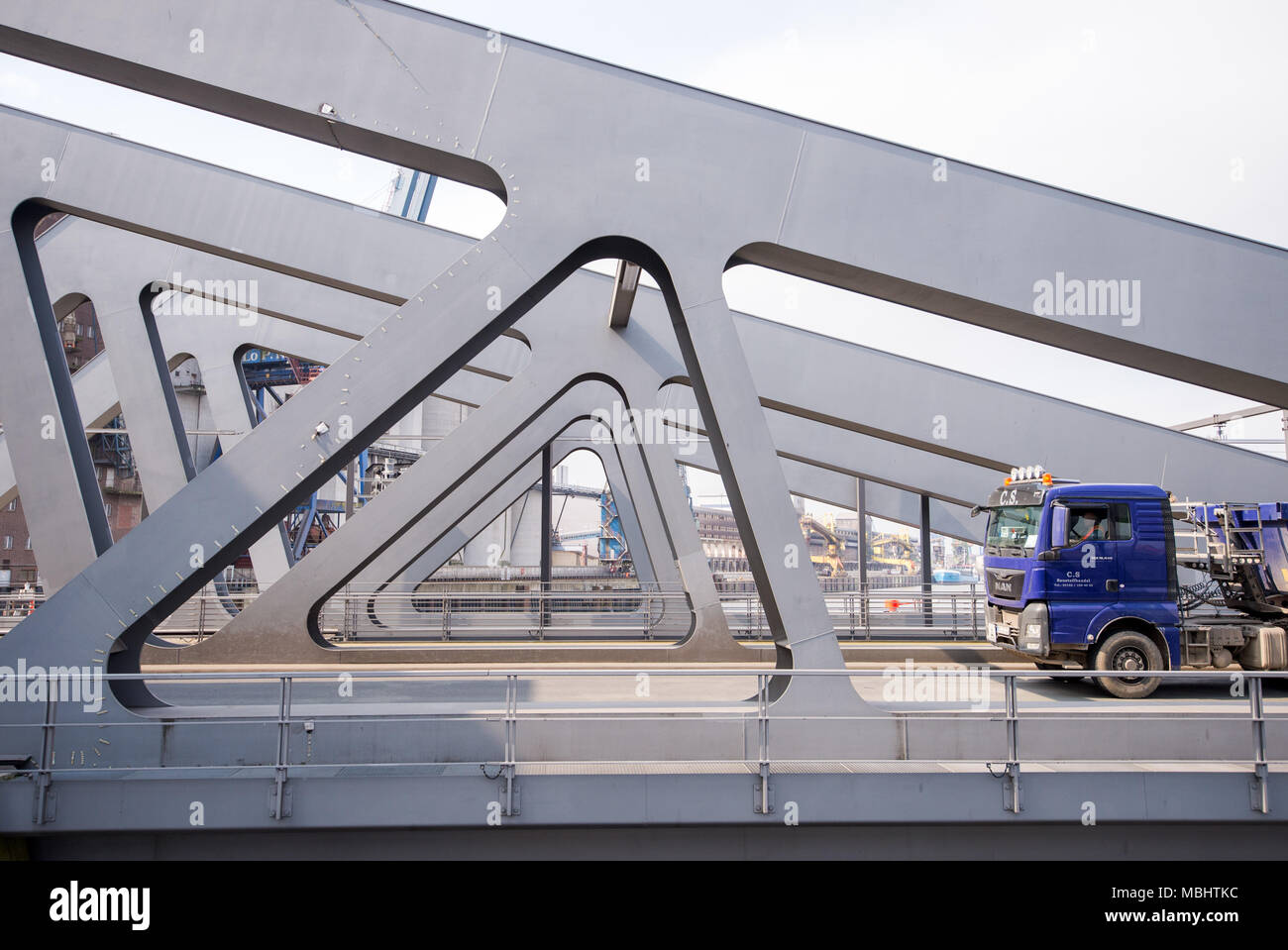 Rethe bascule bridge hi-res stock photography and images - Alamy