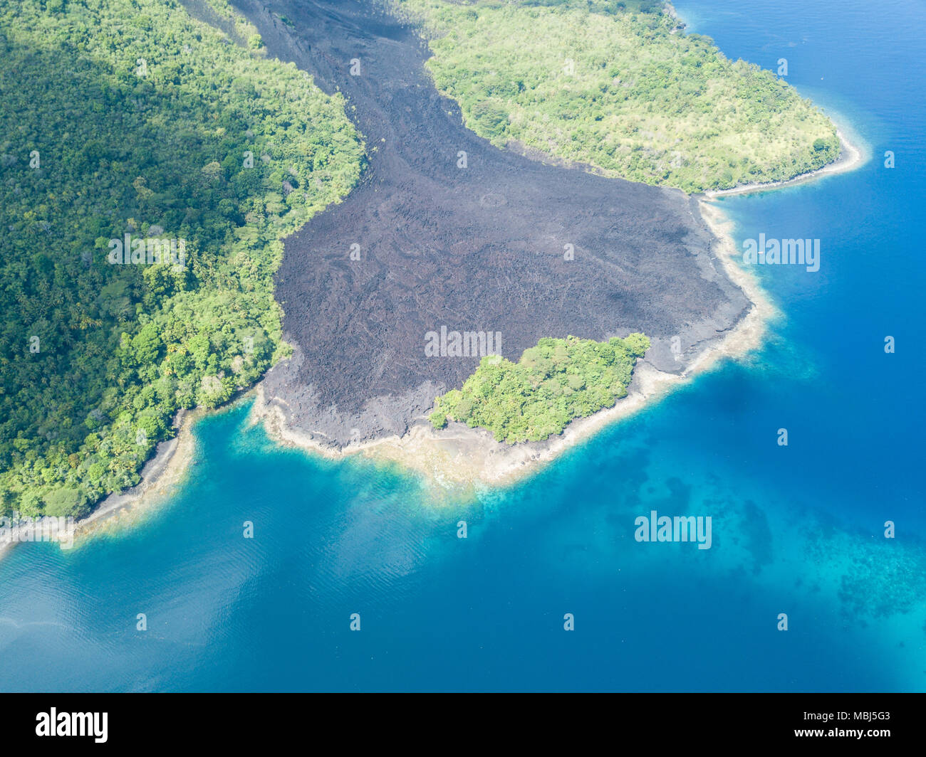 Lava flow aerial hi-res stock photography and images - Alamy