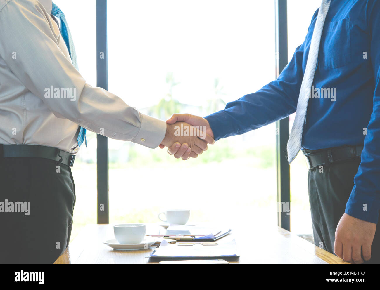 Close up Business man handshake,Concept Business Success Stock Photo ...
