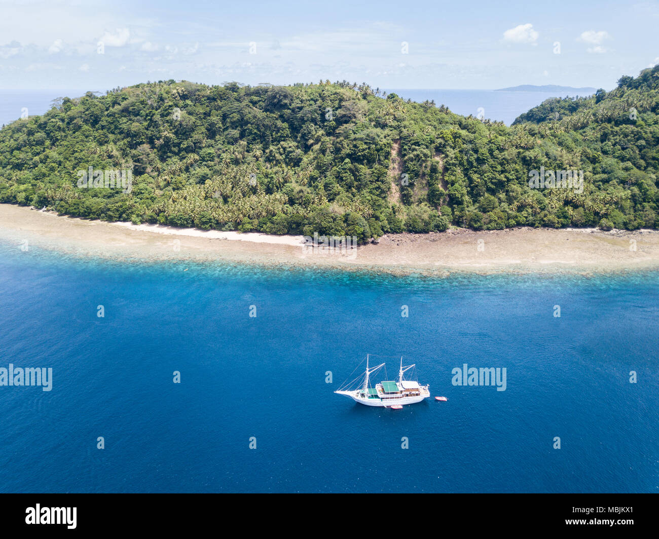 Triangle islands hi-res stock photography and images - Alamy