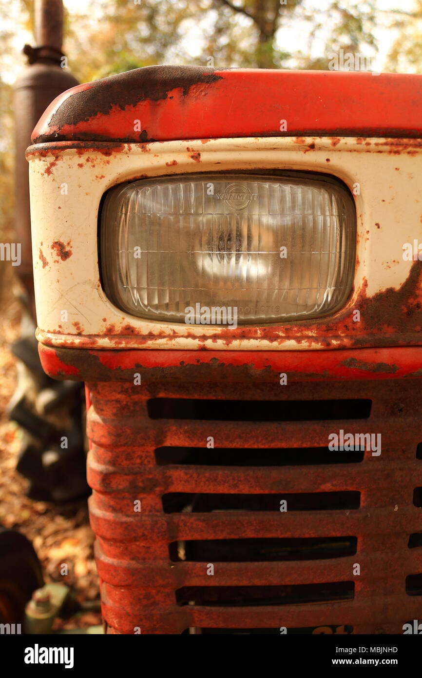 Front end old rusty hi-res stock photography and images - Alamy
