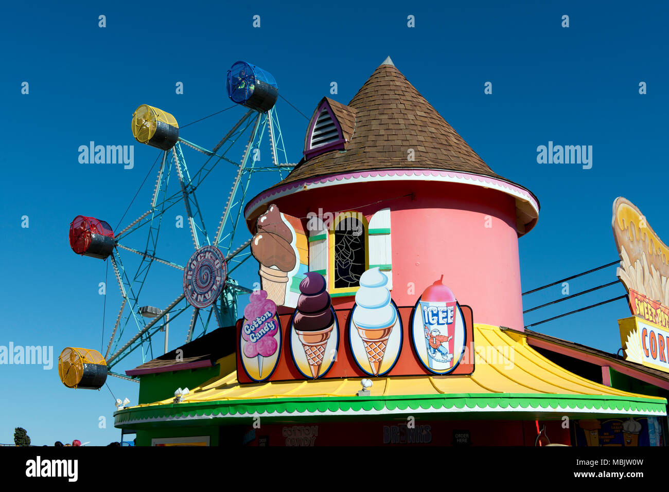 Boardwalk amusement park rides hi-res stock photography and images - Alamy
