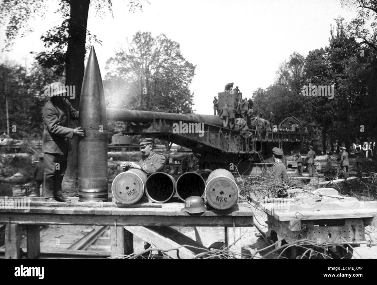 Long Max the German RR Gun Stock Photo - Alamy