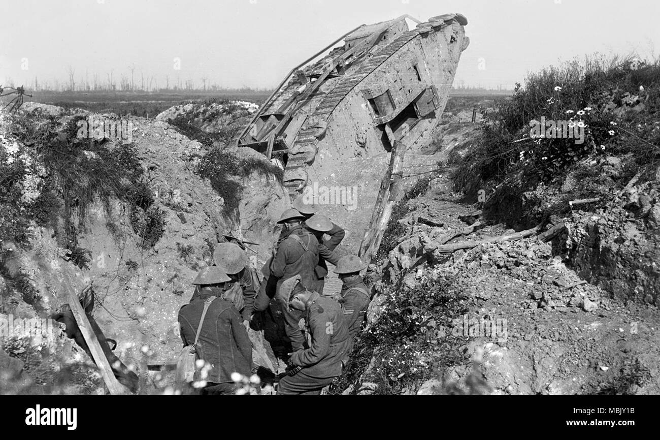 Wwi trenches tank hi-res stock photography and images - Alamy