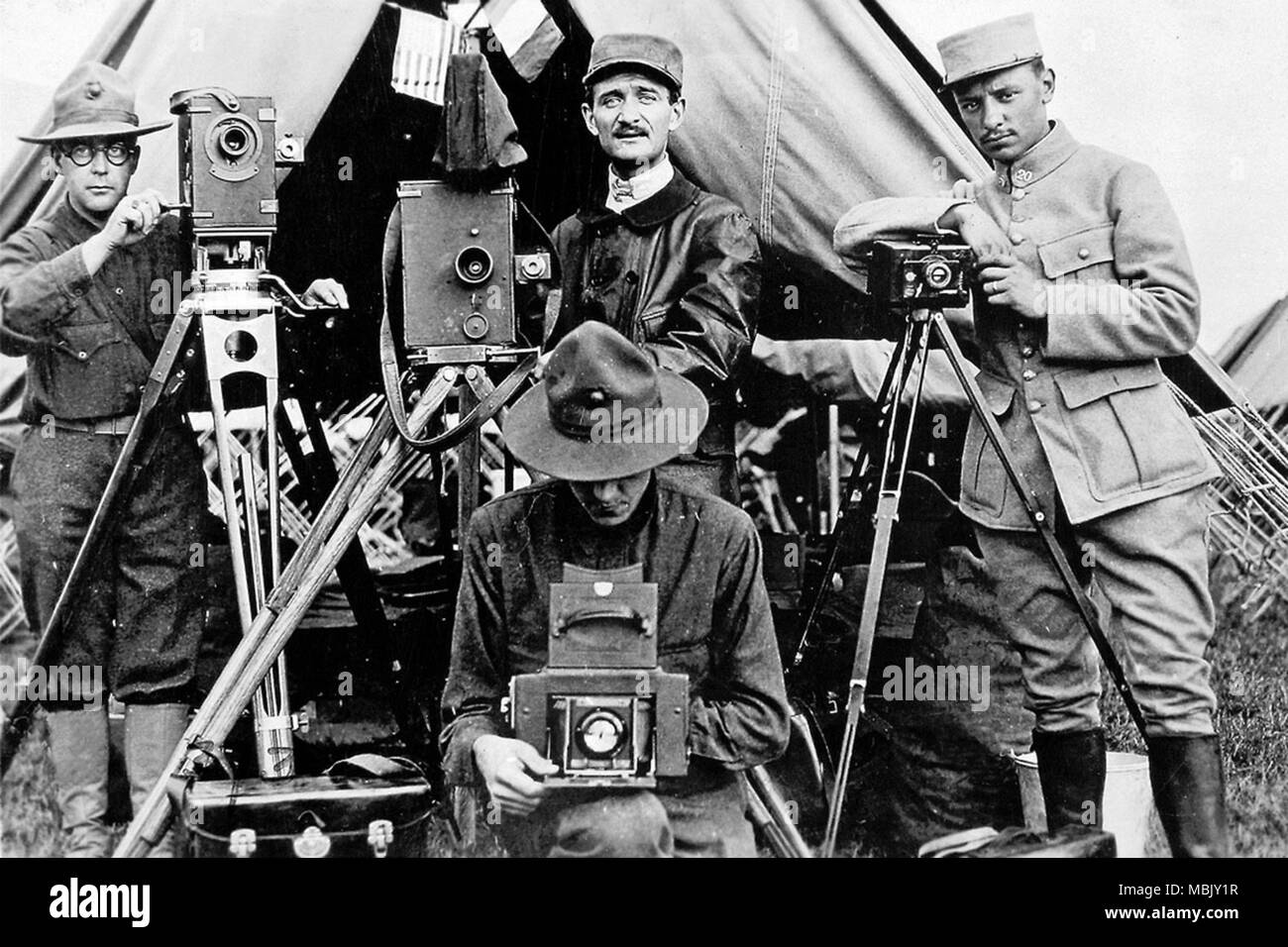 World war i photographers Black and White Stock Photos & Images - Alamy