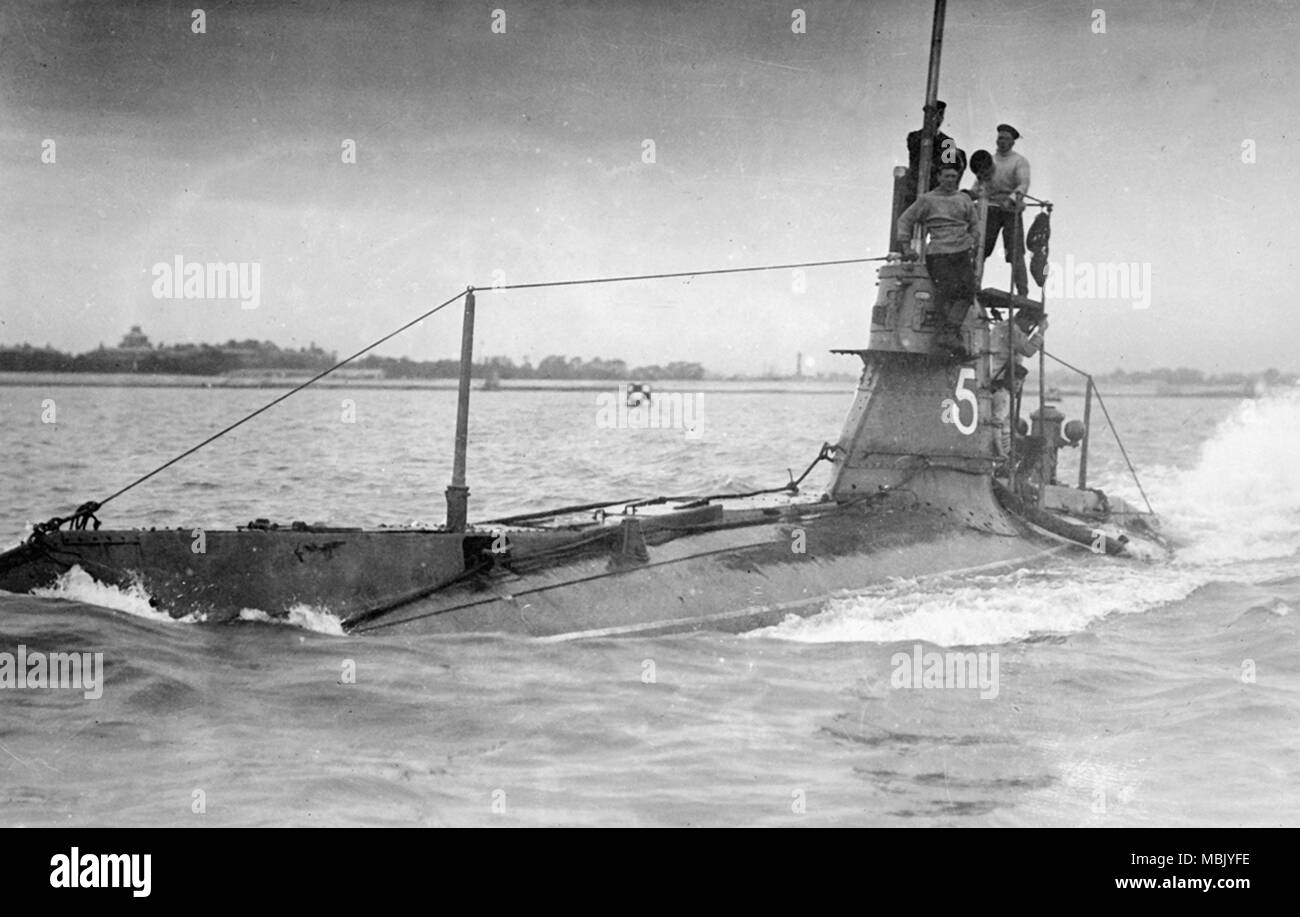 Sick ship hi-res stock photography and images - Alamy