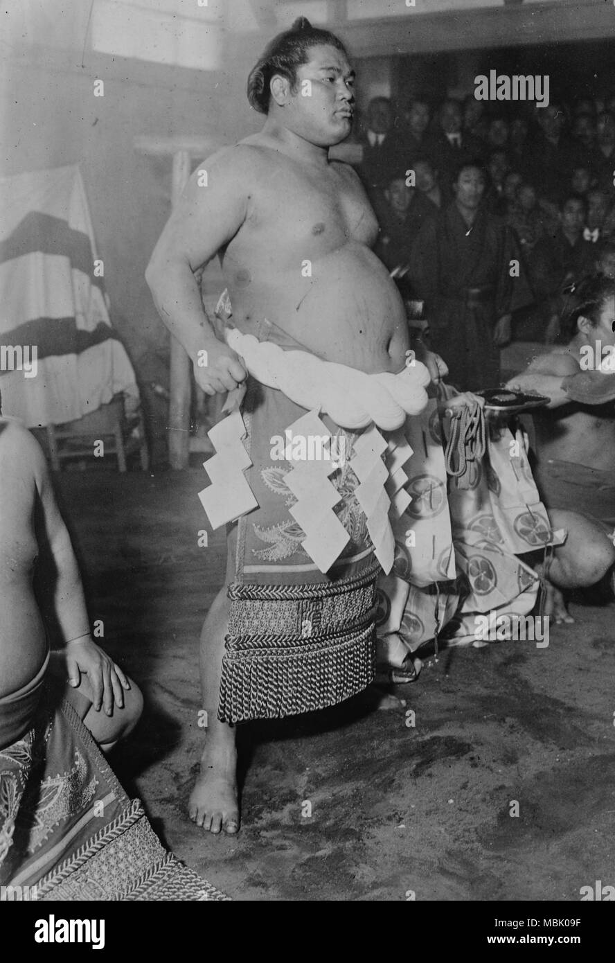 Weighty hi-res stock photography and images - Alamy