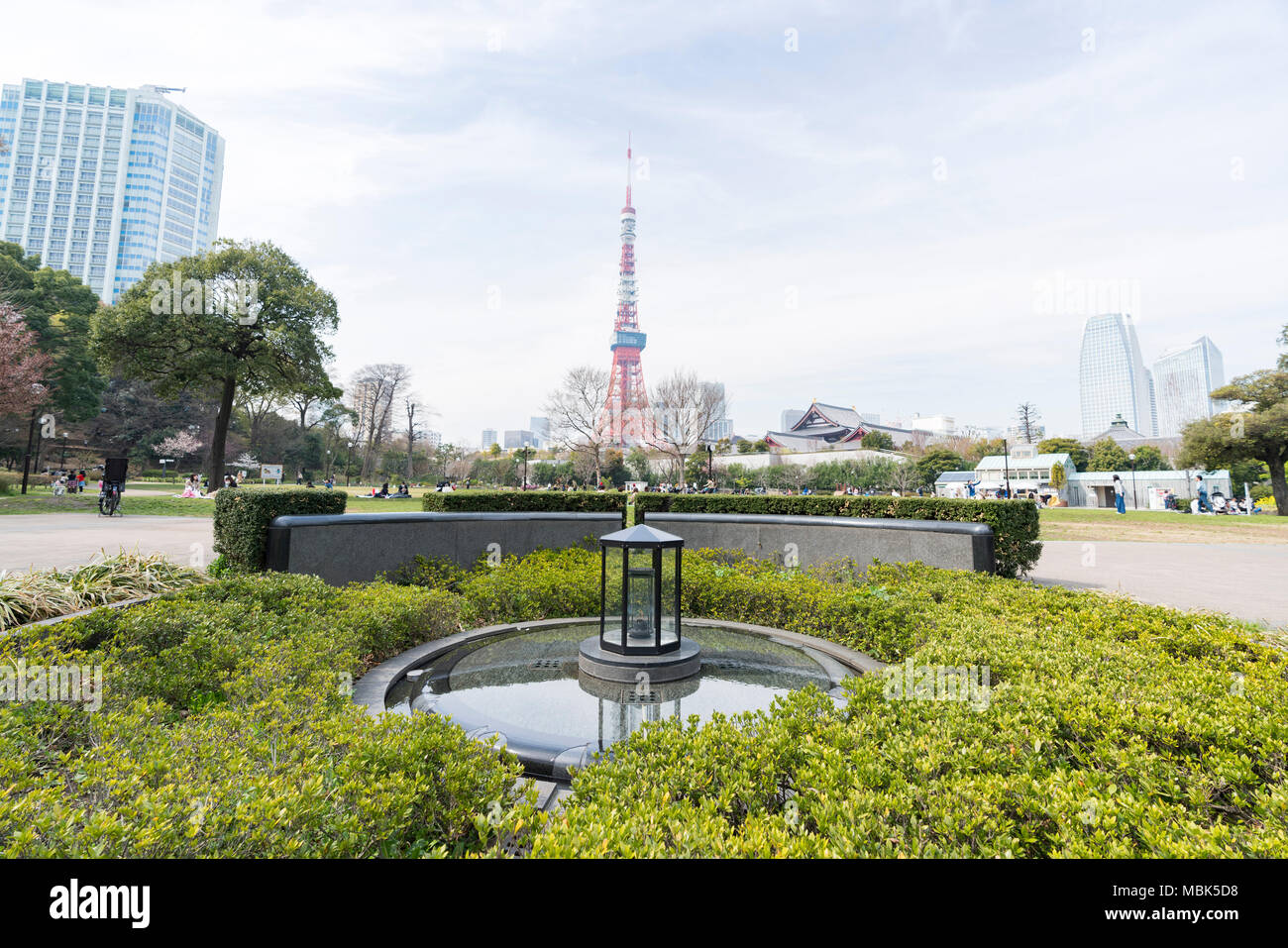 Shiba Park, Minato-Ku, Tokyo, Japan Stock Photo - Alamy