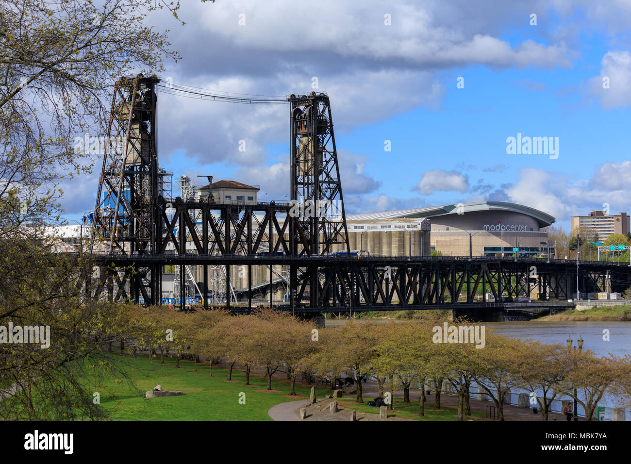 Portland, United States - Apr 10, 2018 : Scenery of Portland downtown ...