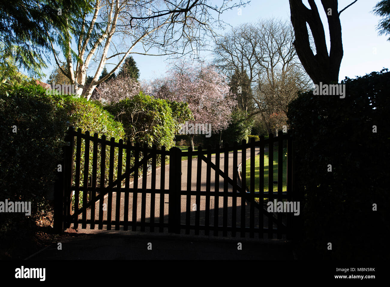 Hook heath surrey hi-res stock photography and images - Alamy