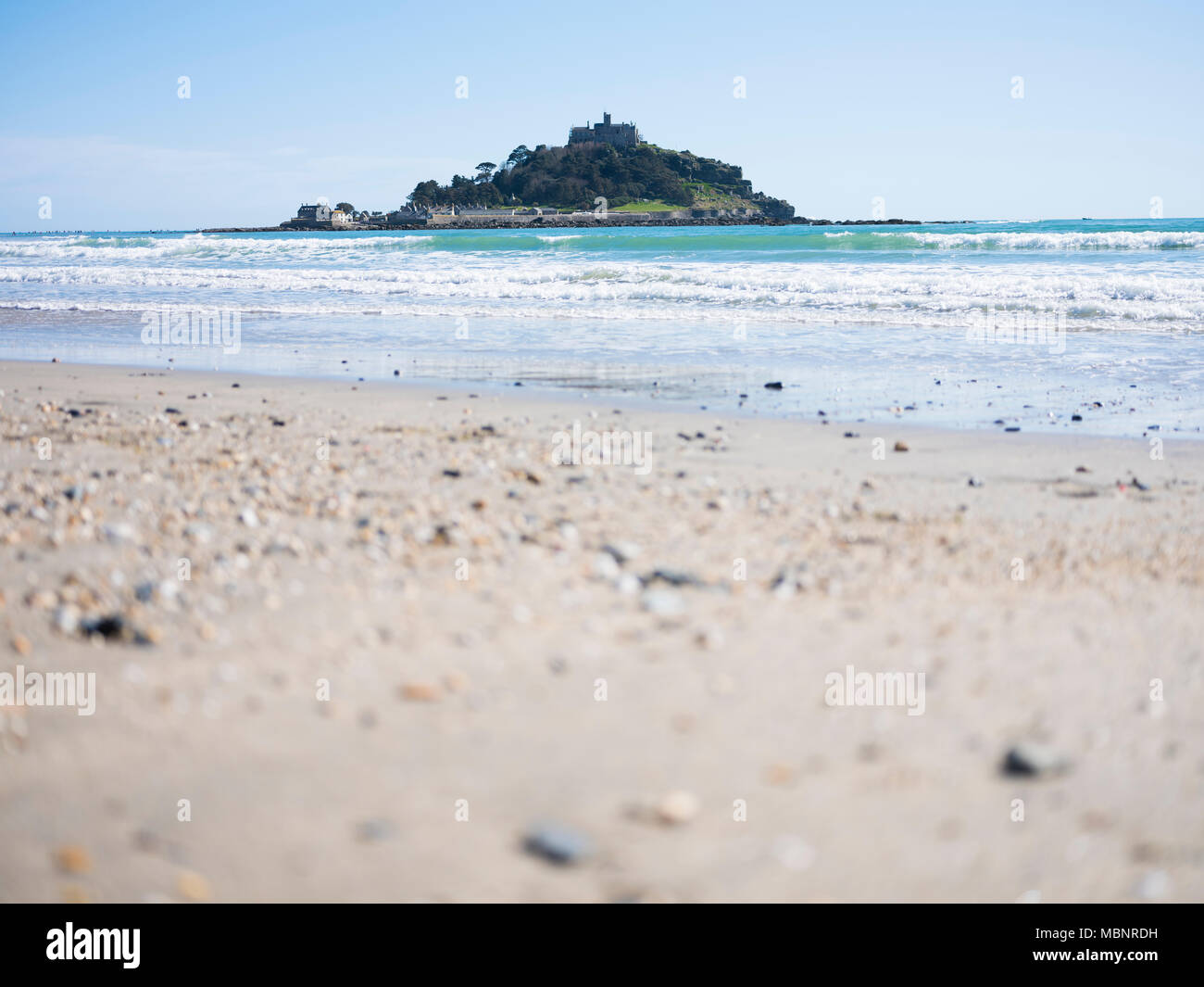 The beach at Marazion, Cornwall Stock Photo - Alamy