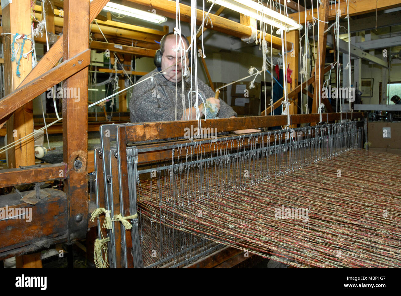 Fly shuttle loom hi-res stock photography and images - Alamy