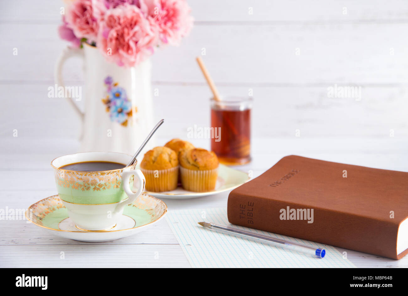 Food at bible study hi-res stock photography and images - Alamy