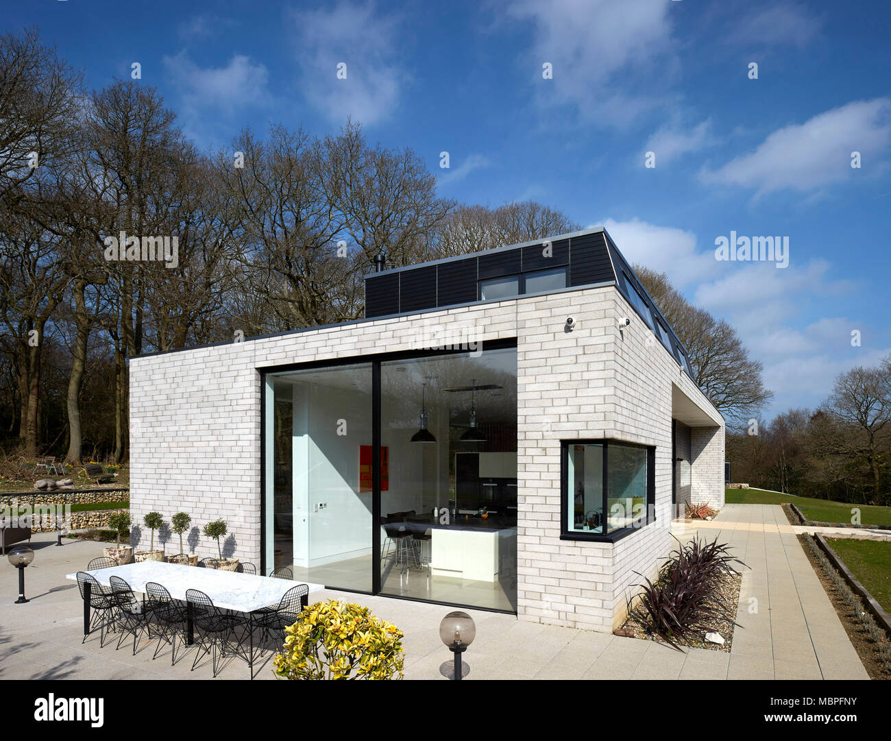 Brick House Side Elevation High Resolution Stock Photography and Images ...