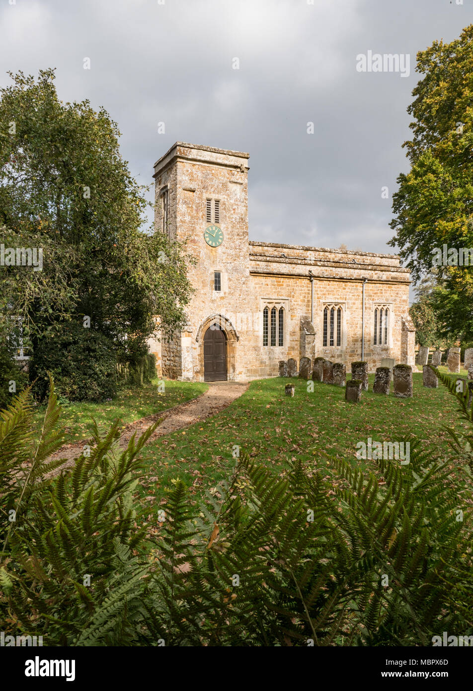 Oxfordshire churches hi-res stock photography and images - Alamy