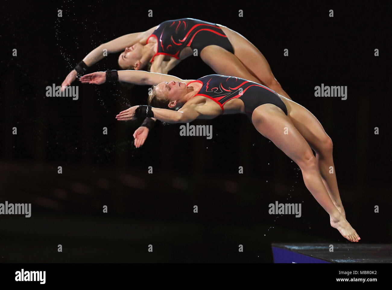 England's Robyn Birch and Lois Toulson compete in the Women's ...