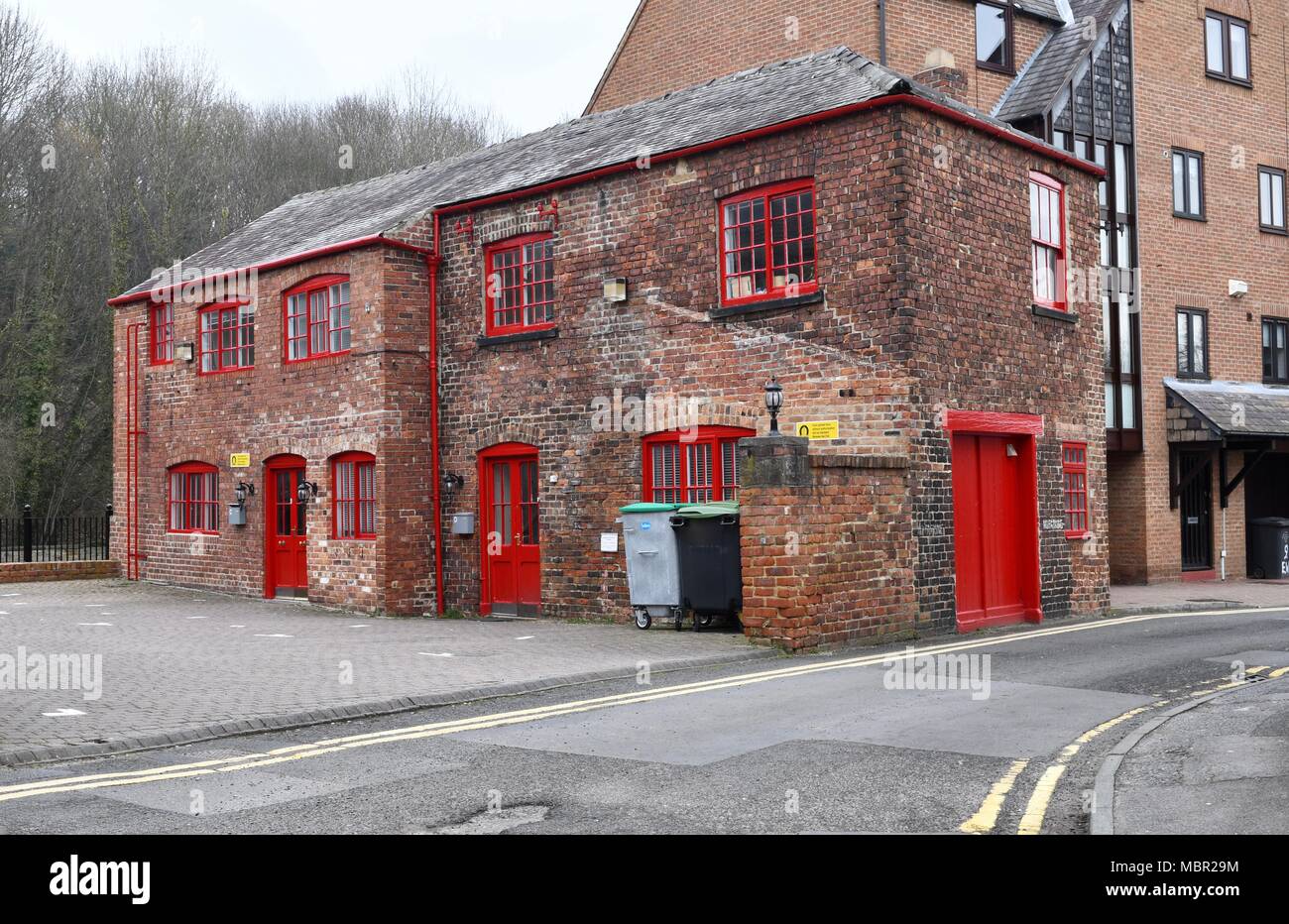 Grey brick houses hi-res stock photography and images - Alamy