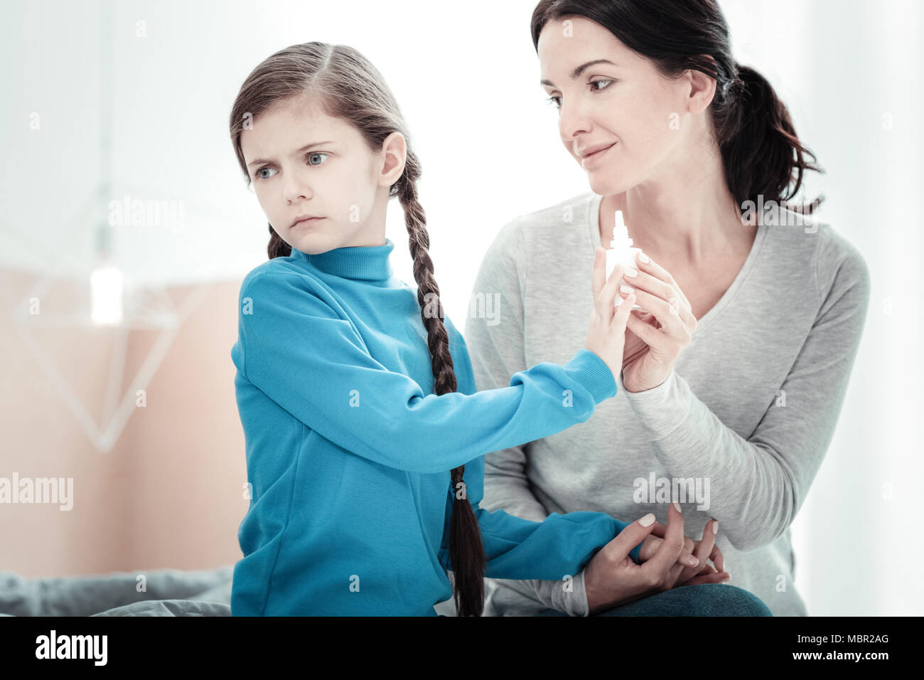 Child touching nose hi-res stock photography and images - Alamy