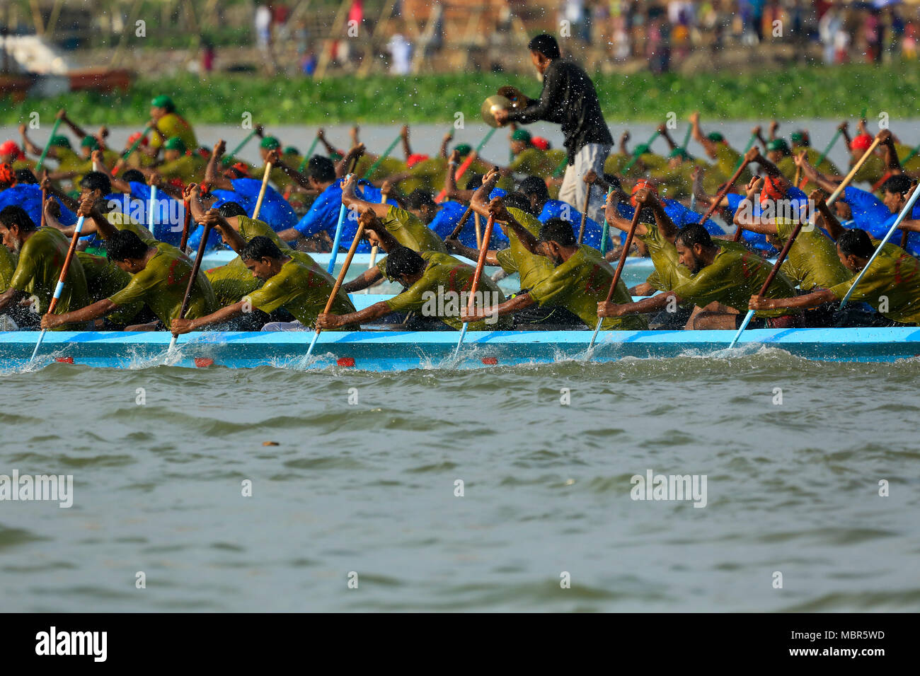 Boat race on the Buriganga River. Dhaka, Bangladesh Stock Photo - Alamy