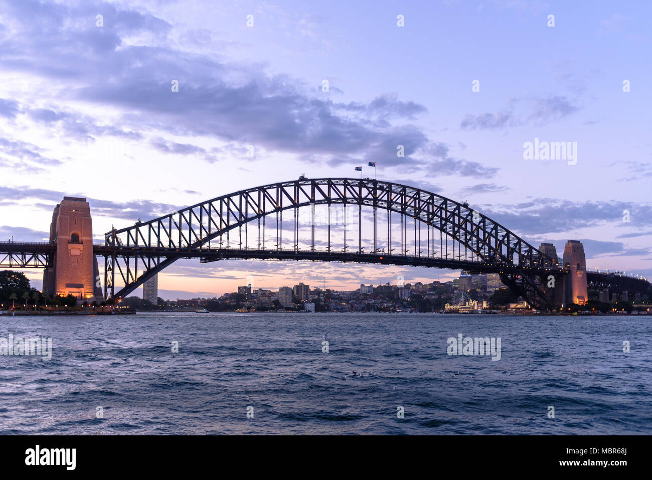 Sydney harbour dusk hi-res stock photography and images - Alamy