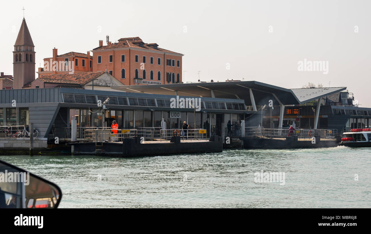 Lido passenger ferry terminal Stock Photo - Alamy
