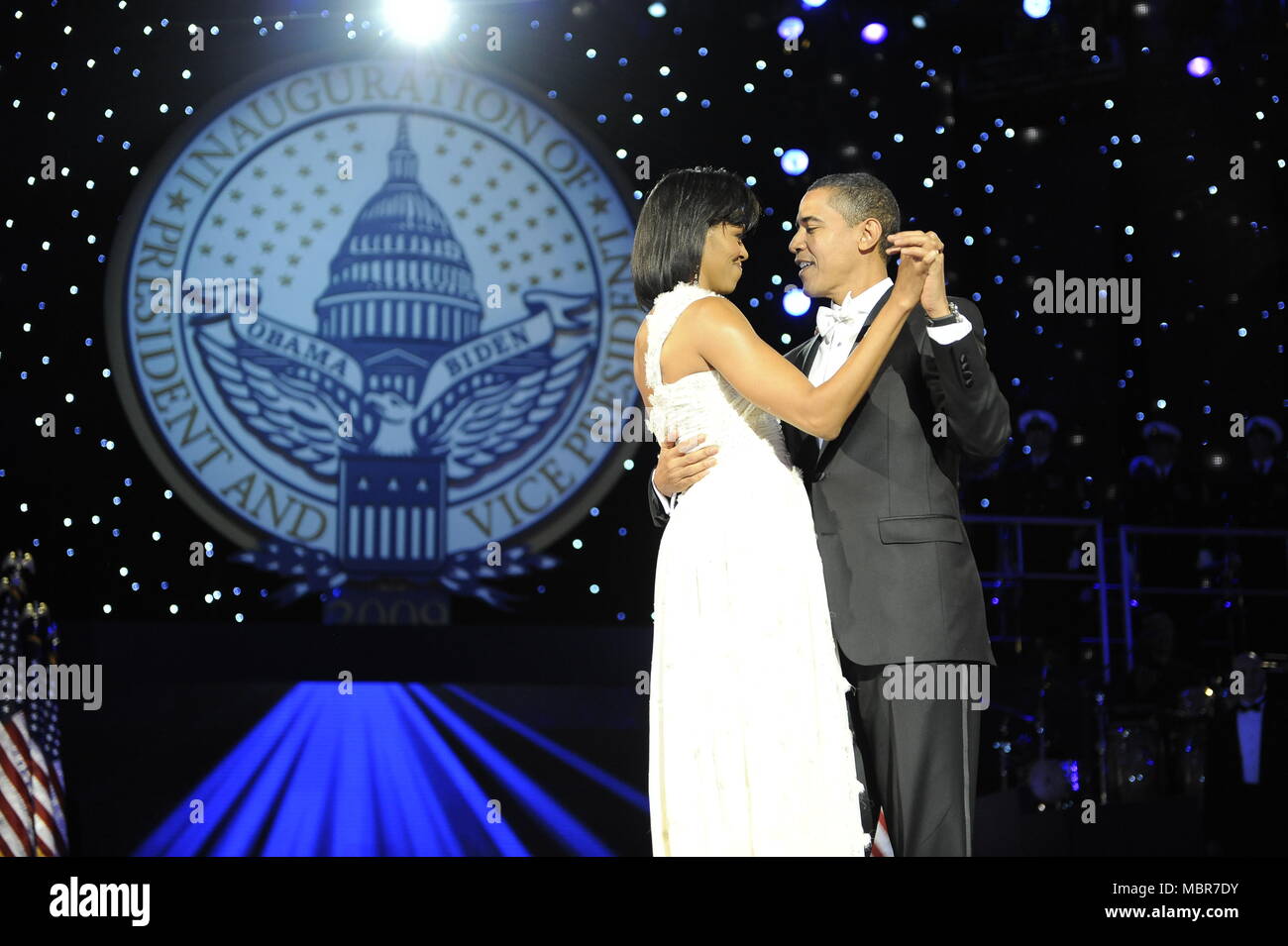 President Barack Obama and first lady Michelle Obama dance at the ...