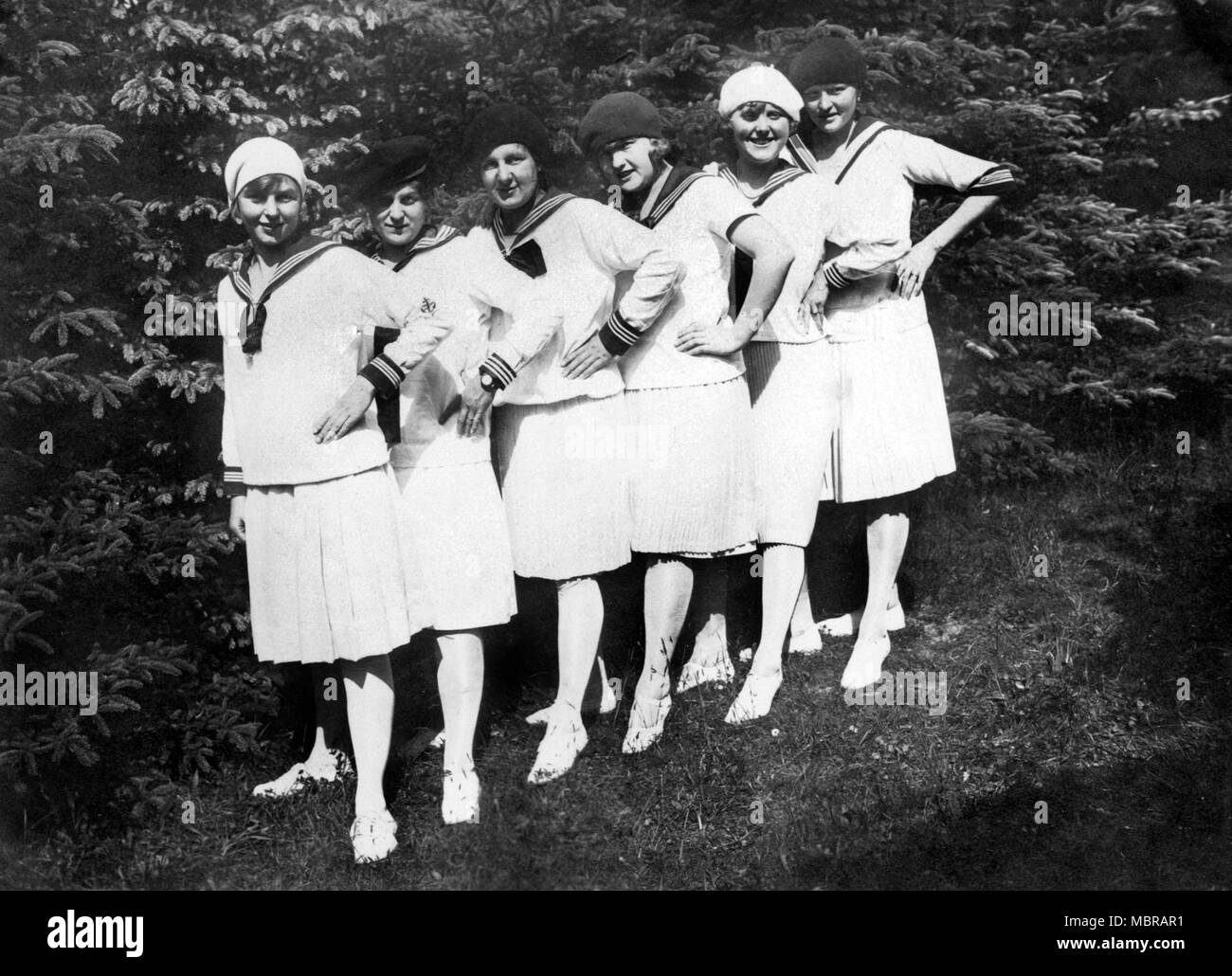 Women tree pose Black and White Stock Photos & Images - Alamy