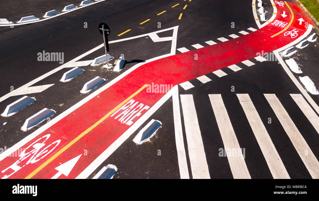 Bicycle path for cycling and cycling in a large city. Aerial view Stock ...