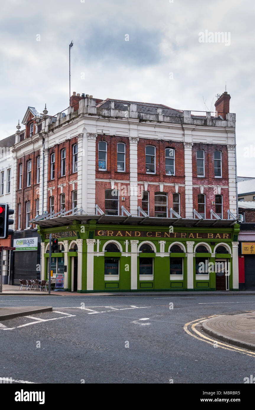Mulherns Grand Central Bar, Derry city, Londonderry, Northern Ireland ...
