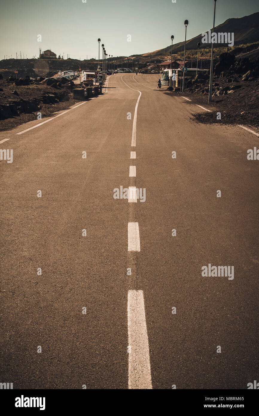 Endless road hi-res stock photography and images - Alamy