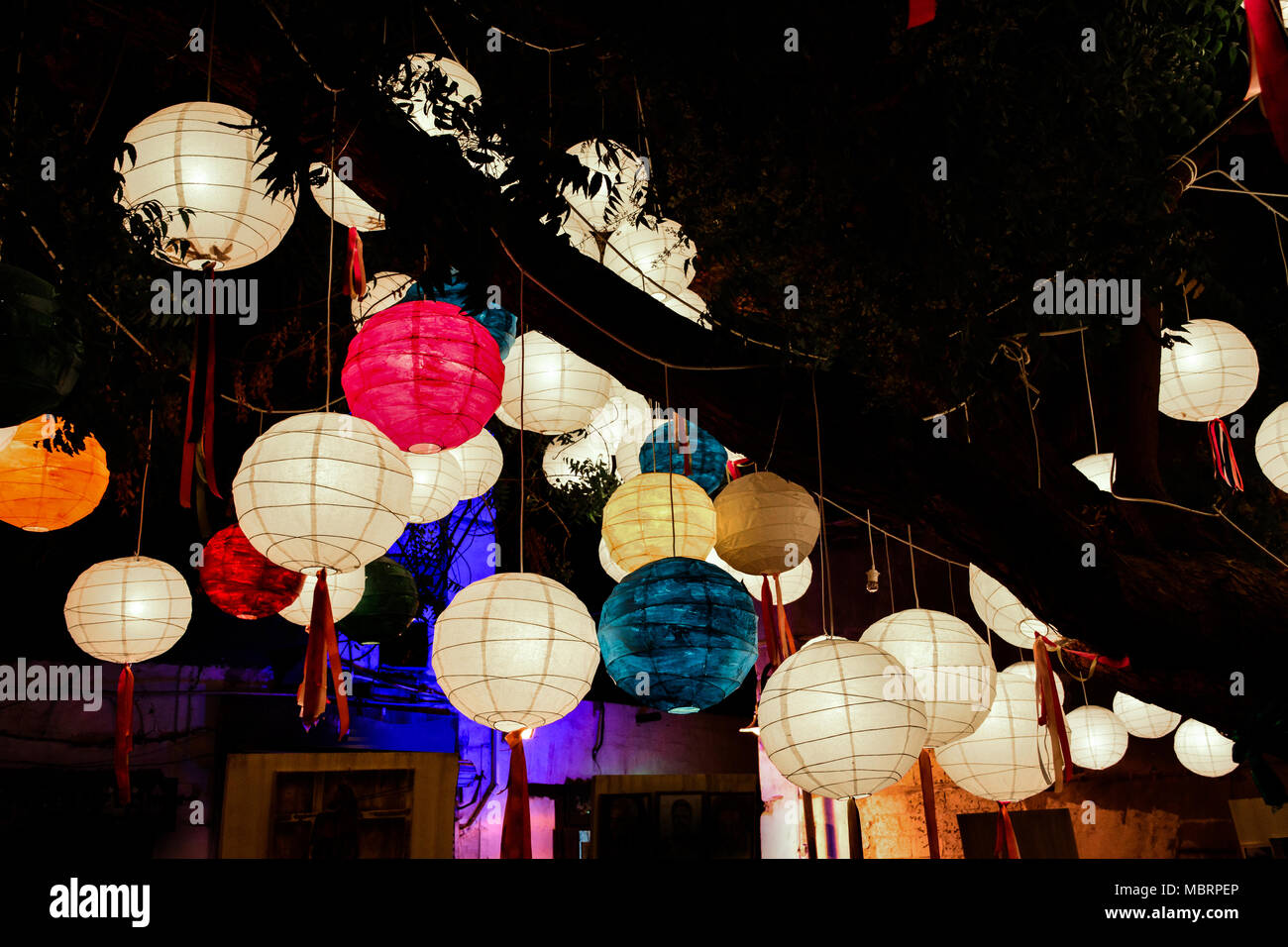 Decorative arabian lights hi-res stock photography and images - Alamy