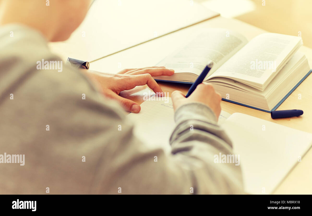 High school student writing desk hi-res stock photography and images ...